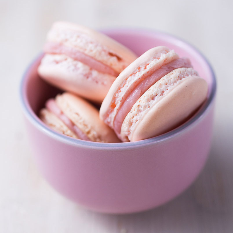 Finally! Success! The first macarons that turned out pretty! | The Girl ...